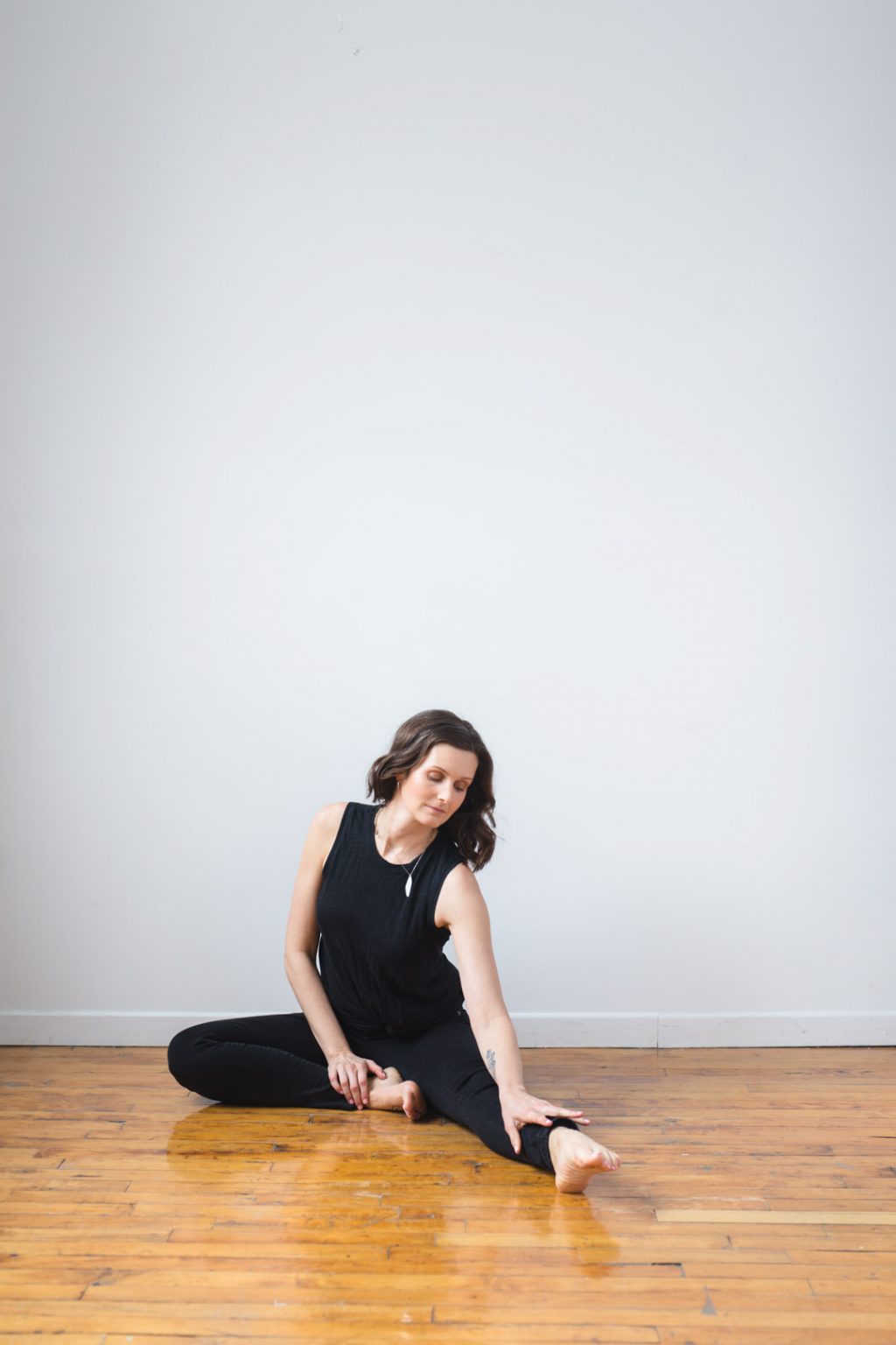 Montreal Headshot Photographer - Michelle Little Photography