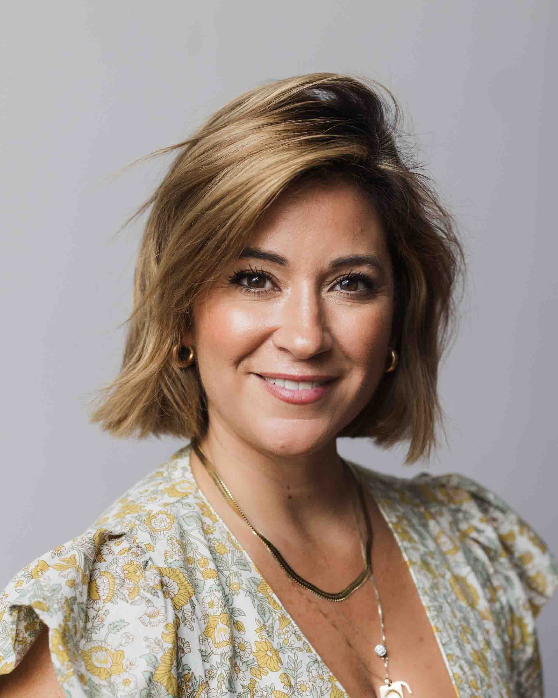 Photoshoot 101 Step 3: Wardrobe with Amanda Eaman - Michelle Little ...