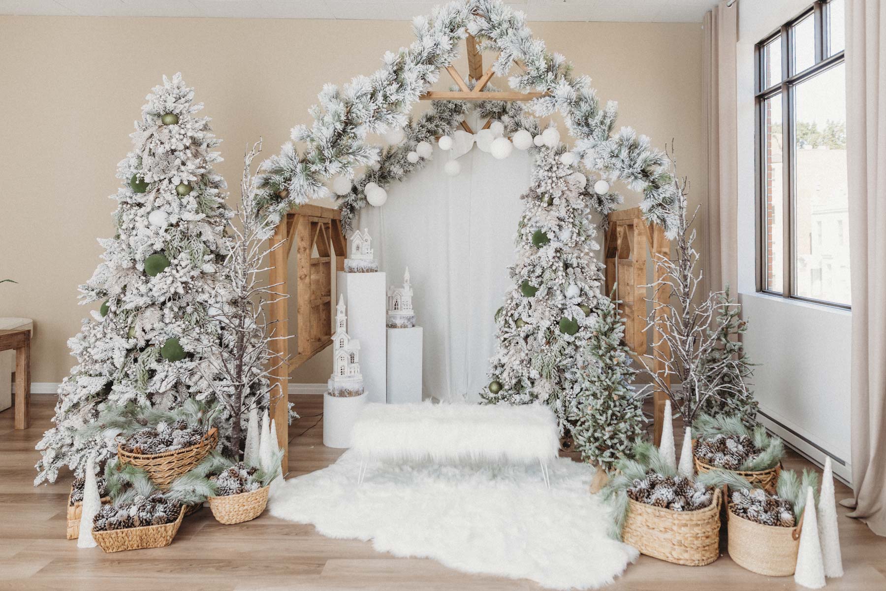Montreal Mini Sessions - Le Chalet Givrée - Michelle Little Photography
